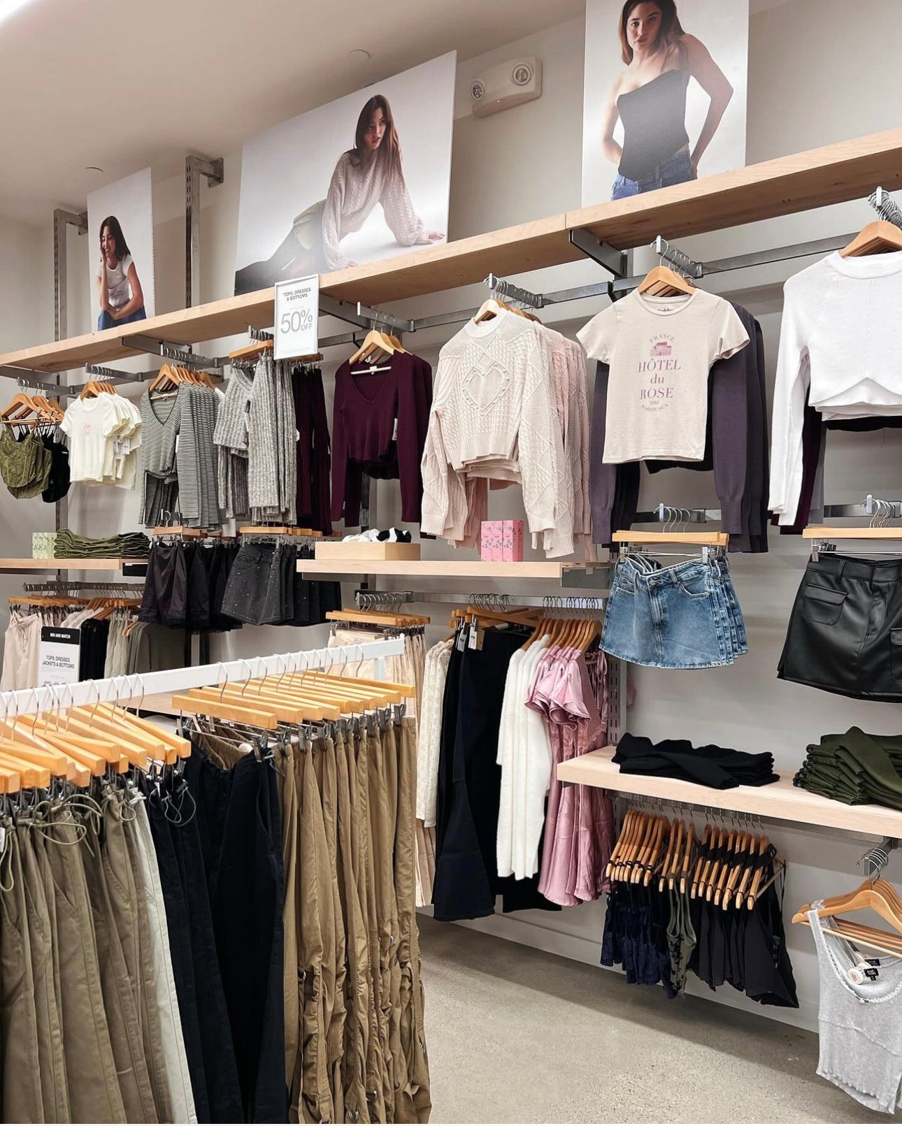 LUXURY Wooden Coat Hangers Customizable – RoyalHangers.com